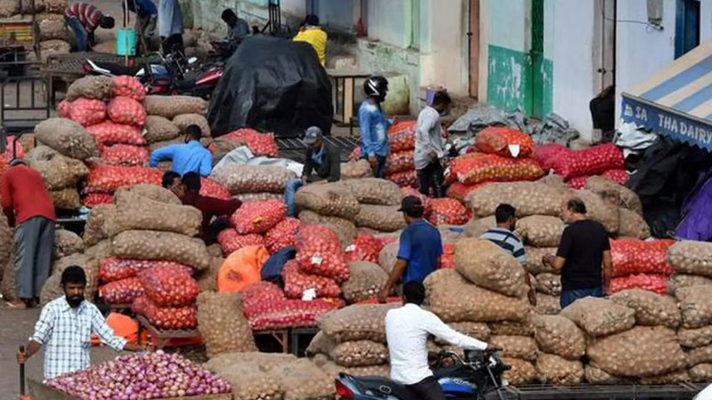 পেঁয়াজ আমদানিতে সব ধরনের শুল্ক প্রত্যাহার | বণিক বার্তা
